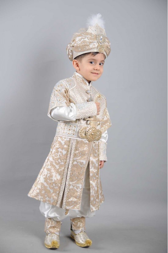 Sünnet Kıyafetleri | Sünnet Elbisesi - 2024 Modelleri ve Fiyatları