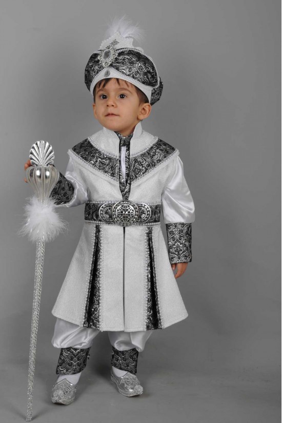 Sünnet Kıyafetleri | Sünnet Elbisesi - 2023 Modelleri ve Fiyatları